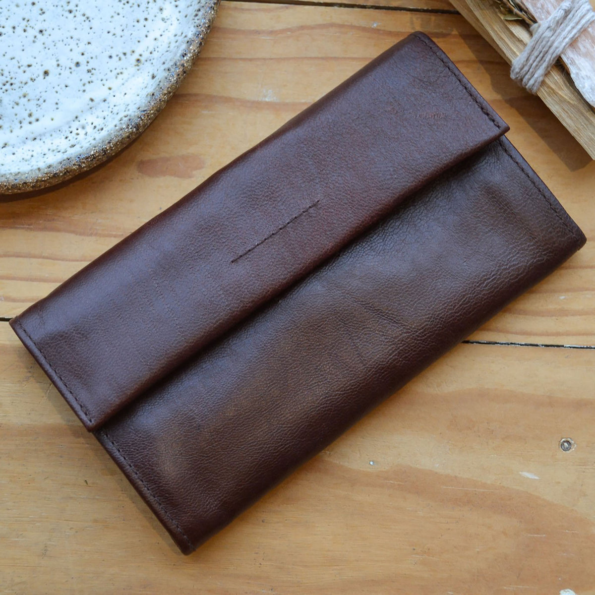 Ovae - Arlo Wallet - Chocolate – Folkstore
